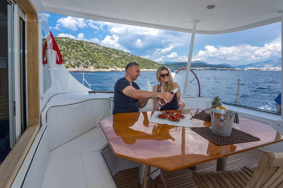 Lagoon Catamarans, Lagoon 570